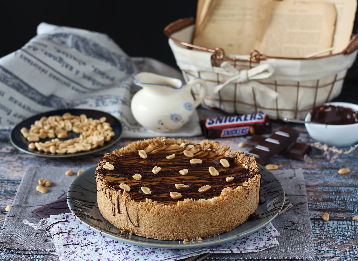 Recept på extra god cheesecake i snickers-stil
