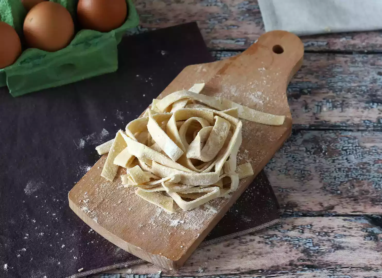 Recept: hemlagad tagliatelle steg för steg hemma