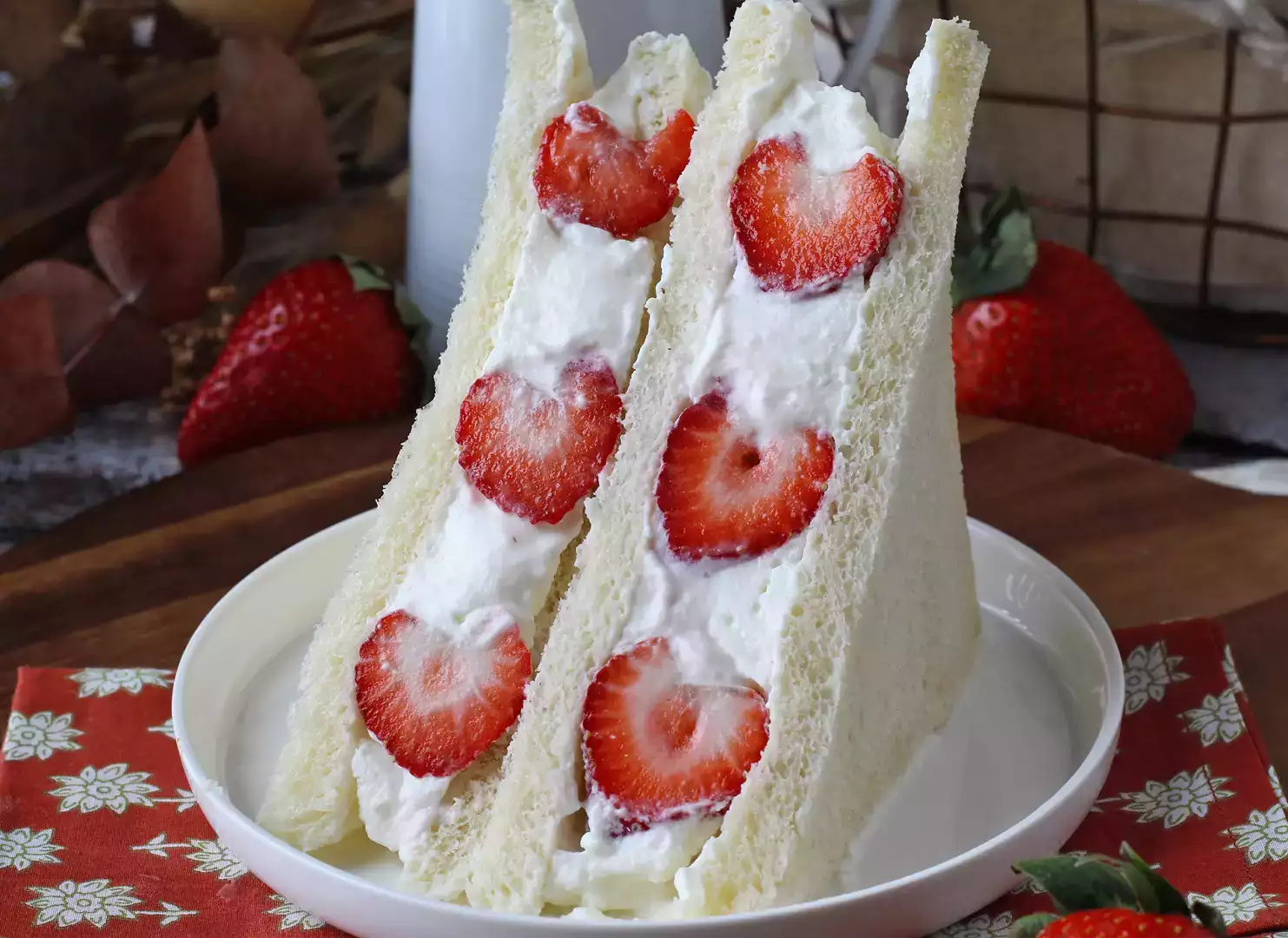 Ichigo sando, den japanska jordgubbssmörgåsen!